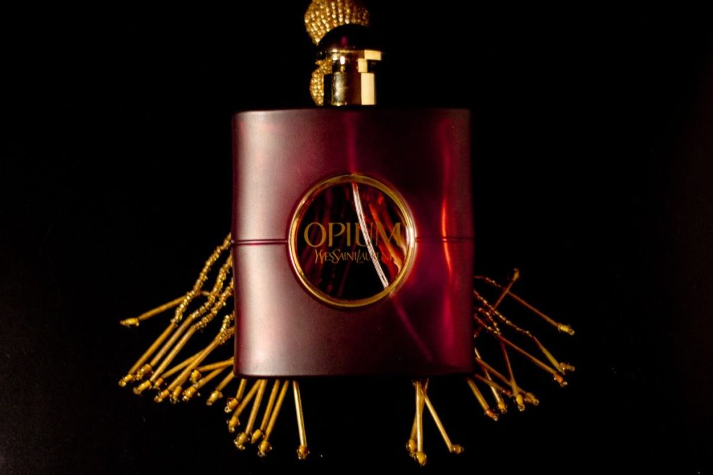 Discontinued Perfumes: The Ultimate Guide (2024) - Scent Grail