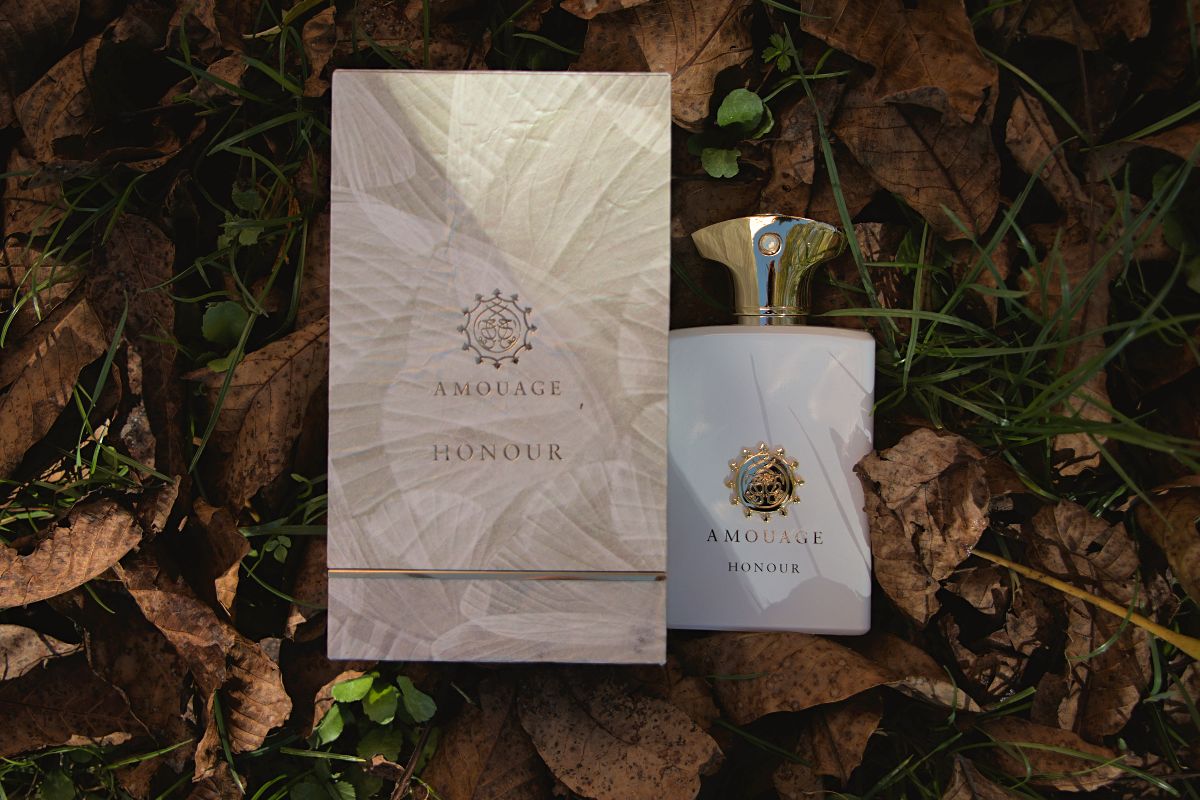 Amouage Honour Man Review (2024): The Ultimate Spicemaster - Scent Grail